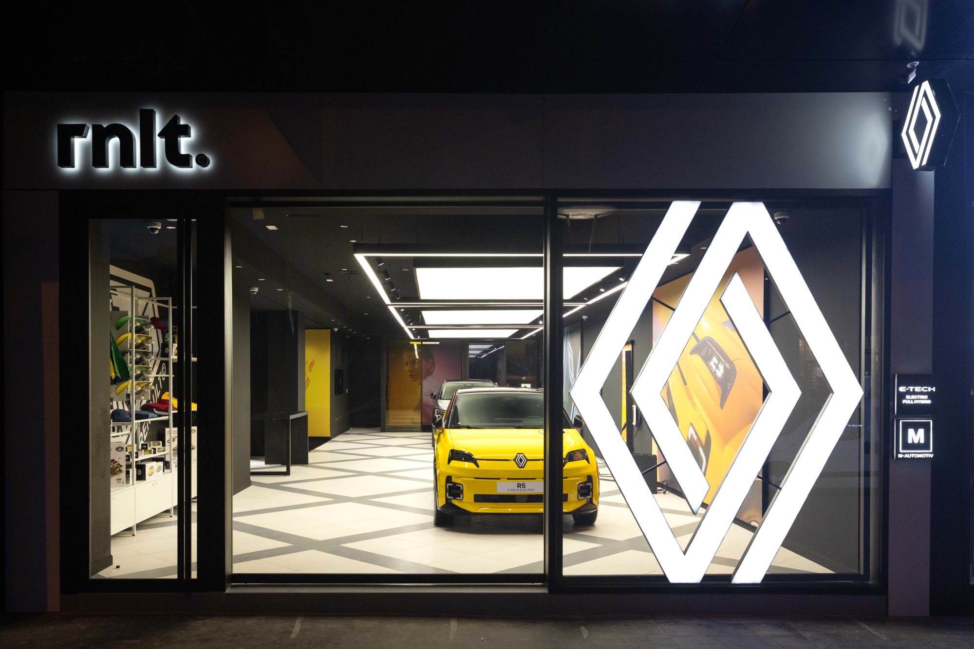 rnlt© : le showroom premium de Renault ouvre à Casablanca